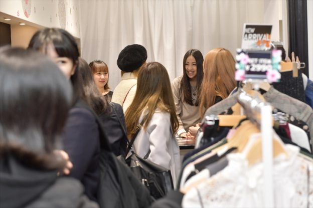 店内の様子（撮影＝蔦野 裕）