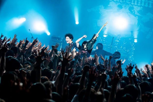 9mm「安心して付いて来て」結成15周年に向け勢い示すステージ：【音楽】