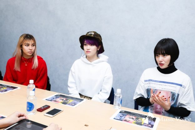 FAKY（撮影＝冨田味我）