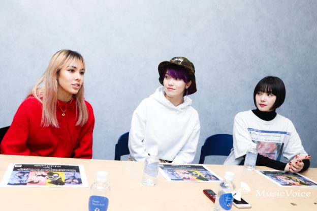 FAKY（撮影＝冨田味我）