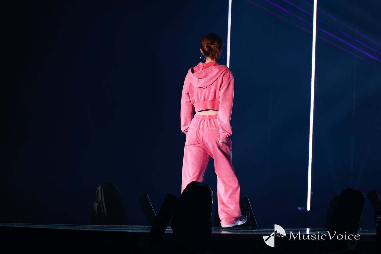 山本舞香（撮影・村上順一）