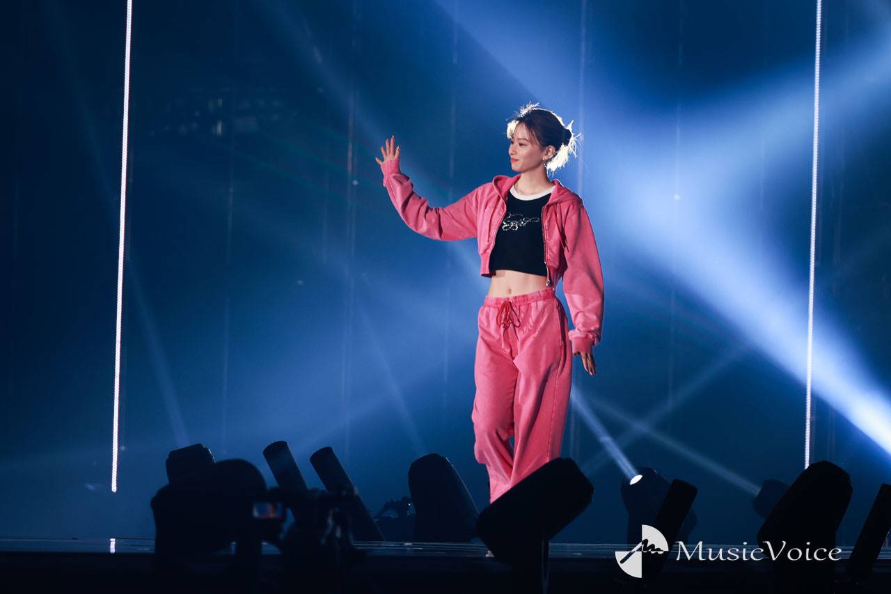 山本舞香（撮影・村上順一）